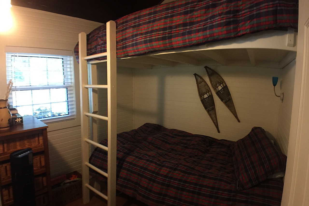 Cozy West | Cozy Cottages & Avoca Ridge