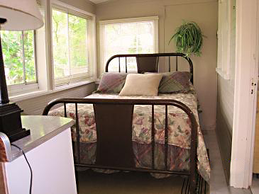 Cozy West | Cozy Cottages & Avoca Ridge